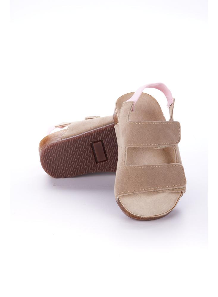 exito.com | Sandalia Caki Lirio 22 #FFE4B5