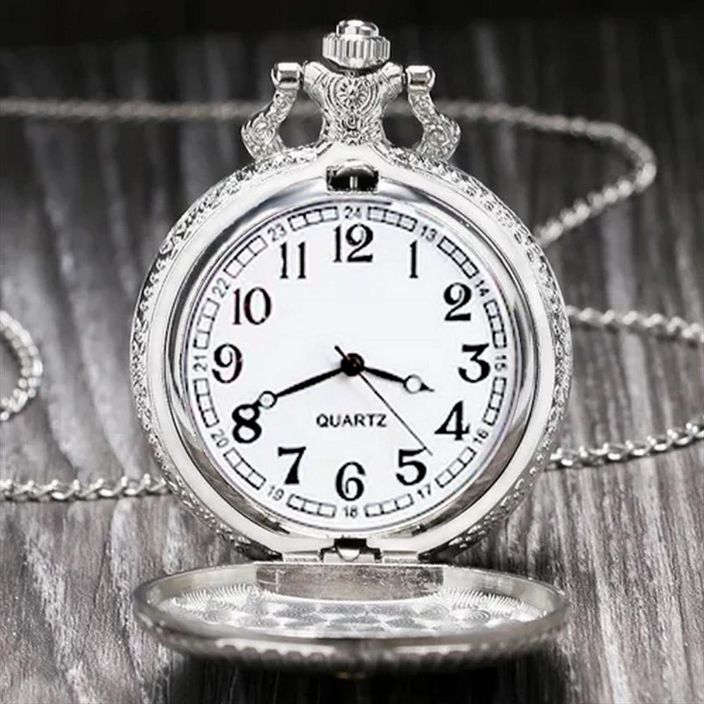 Reloj Bolsillo Ataque De Titanes Plateado | Éxito - exito.com