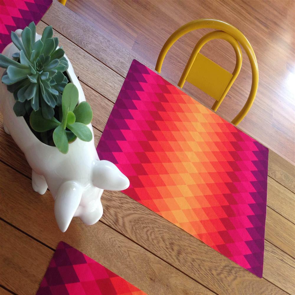 Individual Tela Rombos Rojo 30X45Cm | Éxito - exito.com